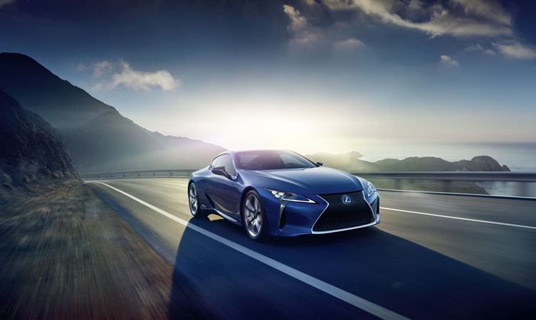 Nature's brilliance captured in new Structural Blue paintwork - Lexus ...